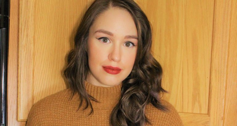 Adult Start Violet Moreau Age, Career, Family, Net Worth, Bio 2024 ...